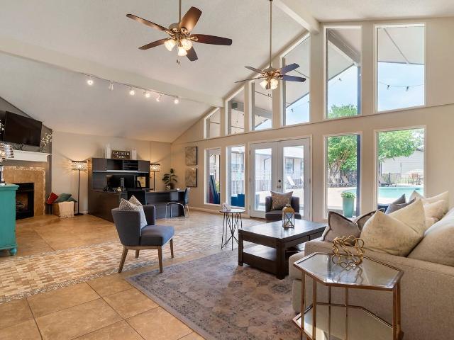 Lakeshore Landing 1 Bedroom Apartment for Rent at 2144 Lakeshore Dr, Ridgeland, MS 39157
