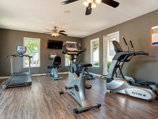 Lakeshore Landing 2 Bedroom Apartment for Rent at 2144 Lakeshore Dr, Ridgeland, MS 39157