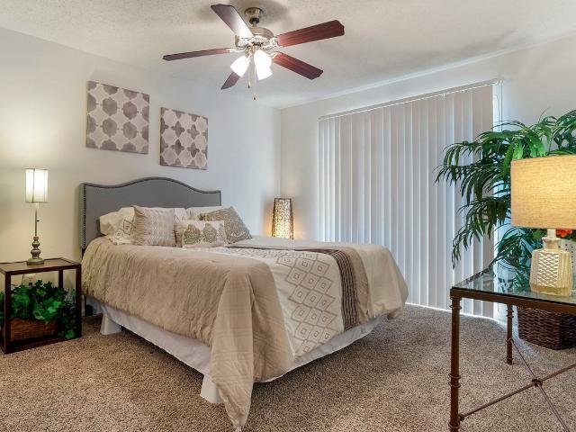 Lakeshore Landing 2 Bedroom Apartment for Rent at 2144 Lakeshore Dr, Ridgeland, MS 39157