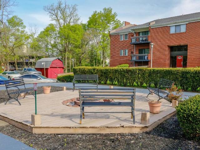 Lakeshore Place 1 Bedroom Apartment for Rent at 144 Bellaire Ave, Dayton, OH 45420 Belmont