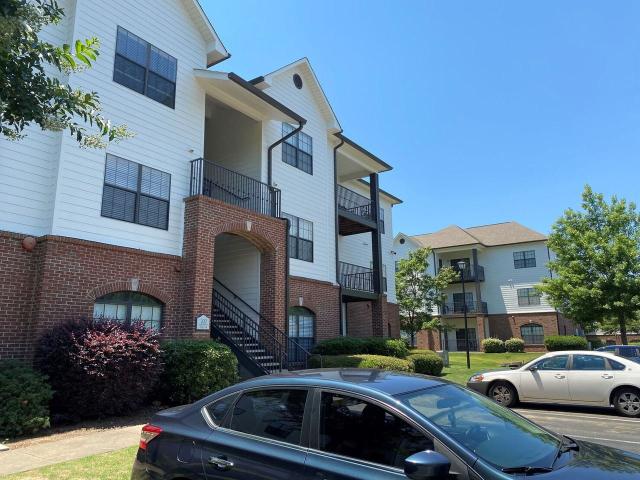 Lakeshore Ridge 1 Bedroom Apartment for Rent at 1700 Lakeshore Rdg, Birmingham, AL 35211 Sand Ridge