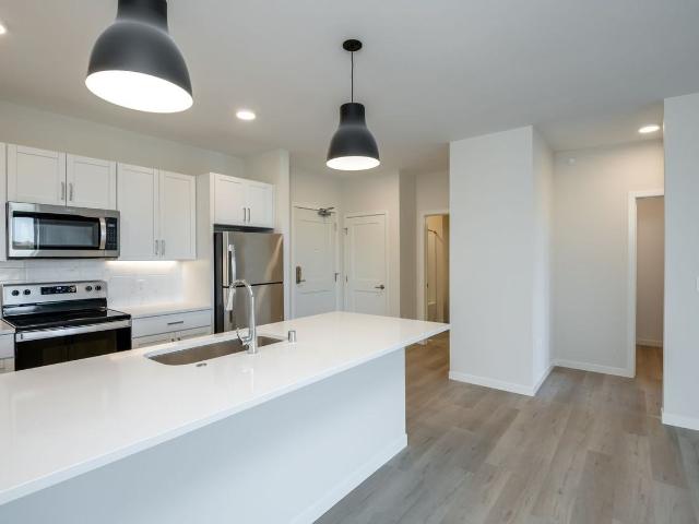 Lakeshore Ridge Apartrments 2 Bedroom Apartment for Rent at 3001 3001 3003 Community Way, Menasha, WI 54952