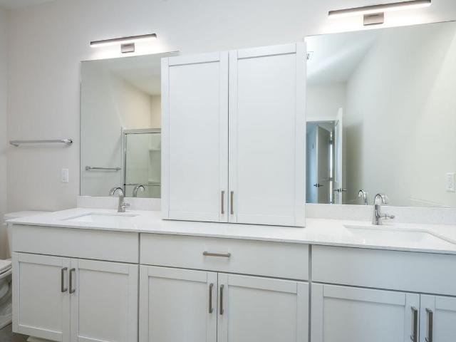 Lakeshore Ridge Apartrments 2 Bedroom Apartment for Rent at 3001 3001 3003 Community Way, Menasha, WI 54952