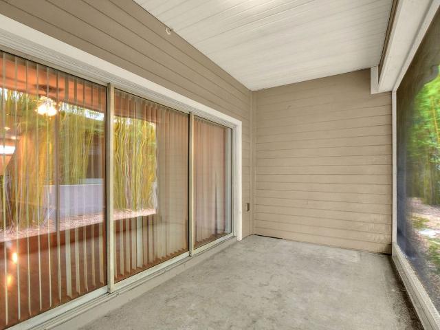 Lakeside Townhomes 2 Bedroom Apartment for Rent at 111 Maclandon Ct, Winter Haven, FL 33884