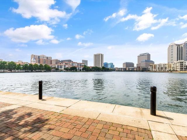 Lakeside Urban Center 1 Bedroom Apartment for Rent at 850 Lake Carolyn Pkwy, Irving, TX 75039