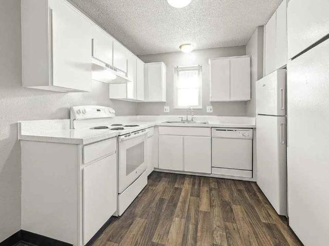 Lakeside Villas 2 Bedroom Apartment for Rent at 1300 Milky Way, Thornton, CO 80260
