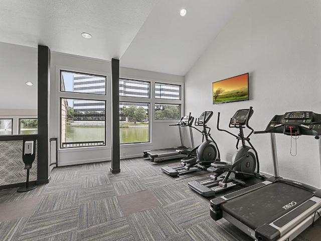 Lakeside Apartments 1 Bedroom Apartment for Rent at 9600 Golf Lakes Trl, Dallas, TX 75231