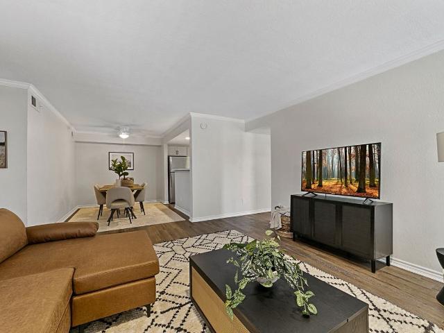 Lakeside Apartments 1 Bedroom Apartment for Rent at 9600 Golf Lakes Trl, Dallas, TX 75231