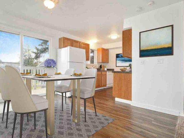 Lakeside Apartments 2 Bedroom Apartment for Rent at 747 75th St Se, Everett, WA 98203 Evergreen