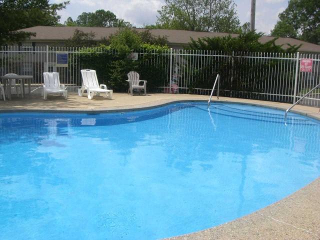 Lakeside at Walnut Hills. 2 Bedroom Apartment for Rent at 644 Lakeside Dr, Plainfield, IN 46168