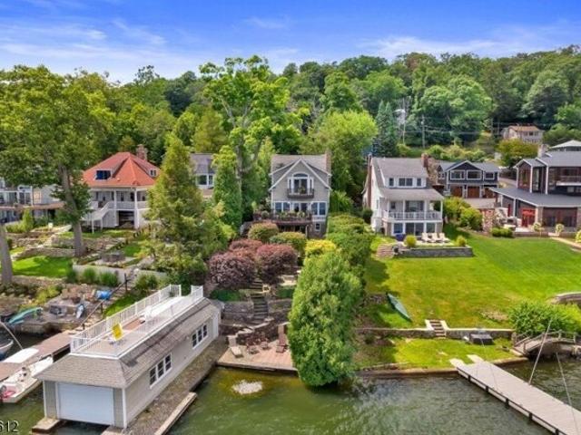 Lakeside Blvd, Hopatcong, Home For Sale