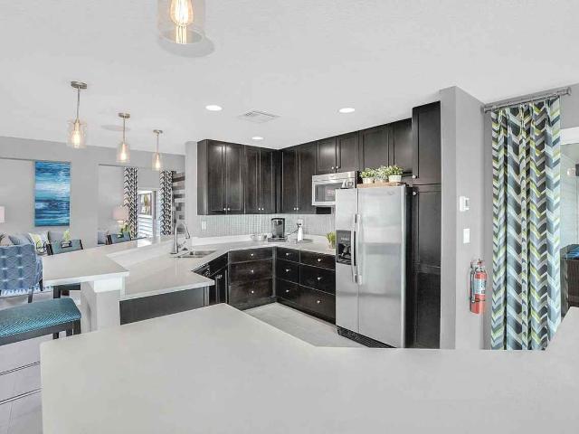 Lakeside Central Apartments 2 Bedroom Apartment for Rent at 529 S Parsons Ave, Brandon, FL 33511