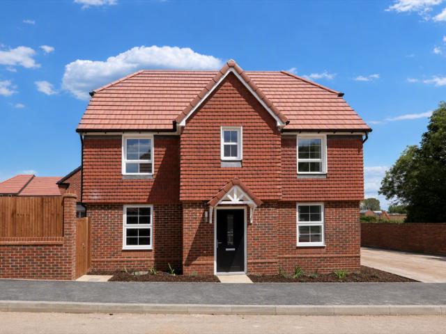 Lakeside, CV33 4 bed detached house to rent £1,850 pcm £427 pw
