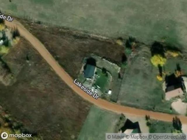 Lakeside Dr