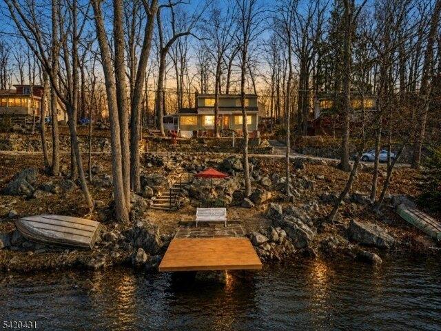 Lakeside Dr, Vernon, Home For Sale