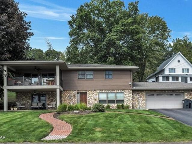 Lakeside Dr, Harveys Lake, Home For Sale