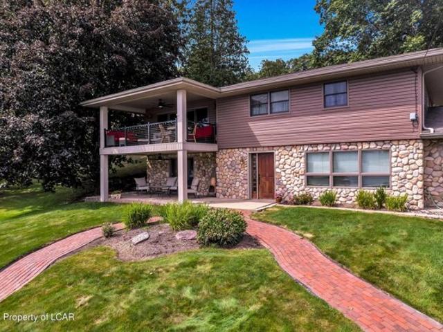 Lakeside Dr, Harveys Lake, Home For Sale