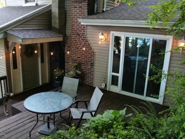 Lakeside Dr, Liberty Township, Home For Sale