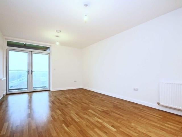 Lakeside Drive, NW10, London