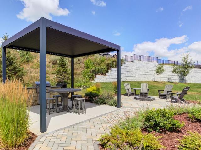 Lakeside Flats 3 Bedroom Apartment for Rent at 16255 Kenyon Ave, Lakeville, MN 55044