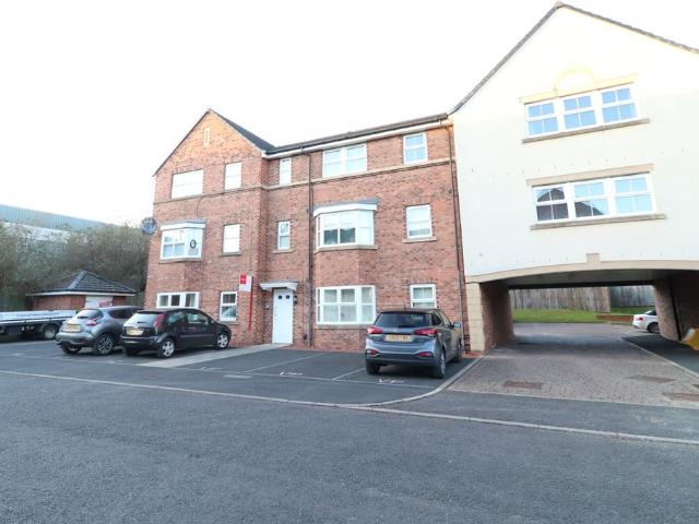 Lakeside Gardens, Washington NE38, 2 bed flat to rent, £800 pcm | PrimeLocation
