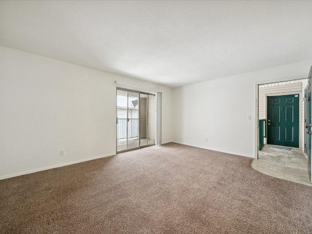 Lakeside Park 2 Bedroom Apartment for Rent at 46275 Lakeside Park Dr, Utica, MI 48315 Utica