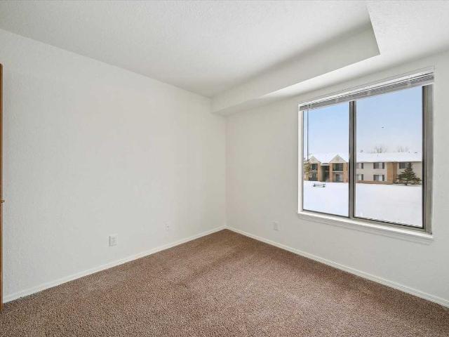 Lakeside Park 3 Bedroom Apartment for Rent at 46275 Lakeside Park Dr, Utica, MI 48315 Utica