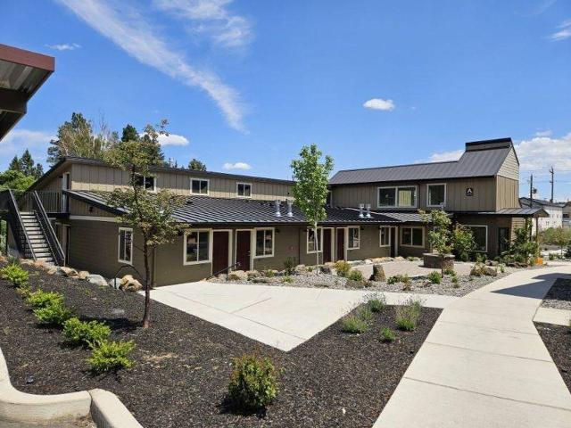 Lakeside Place Apartments Studio Apartment for Rent at 2320 Nw Lakeside Pl, Bend, OR 97703 River West