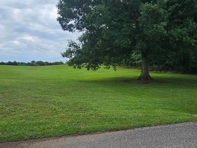 Lakeside Rd, Madisonville, TN 37354