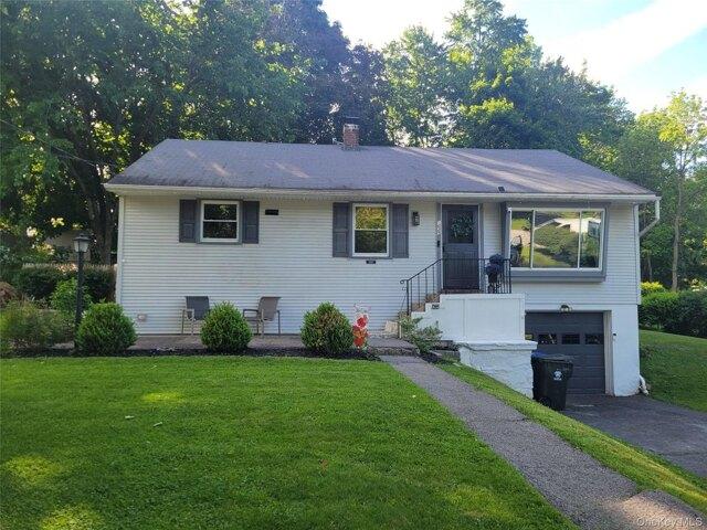 Lakeside Rd, Newburgh, Home For Sale