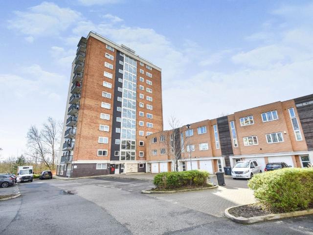 Lakeside Rise, Manchester M9, 1 bed flat to rent, £775 pcm | PrimeLocation