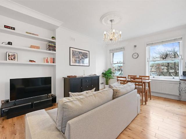 Lakeside Road, Brook Green, London W14, 2 bed flat to rent, £2,400 pcm | PrimeLocation