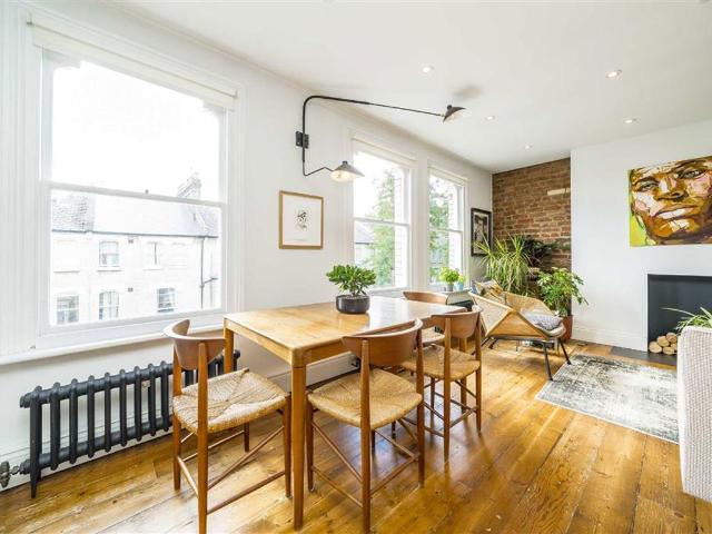 Lakeside Road, Brook Green W14, 3 bed flat to rent, £3,900 pcm | PrimeLocation