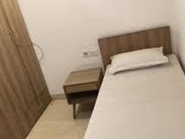Lakeside Road, London, 1 Bedroom House