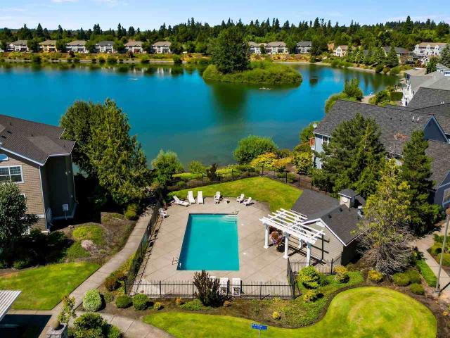 Lakepoint at Inland Shores 2 Bedroom Apartment for Rent at 208 Lakepoint Pl N, Keizer, OR 97303 Keizer