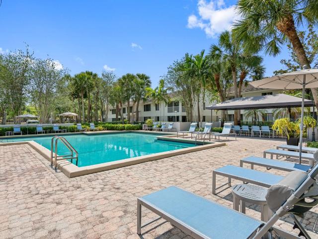 Lakepointe at Jacaranda Studio Apartment for Rent at 1171 Lakepointe Lndg, Plantation, FL 33322