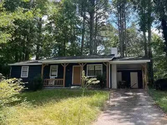 Lakeridge Dr SE