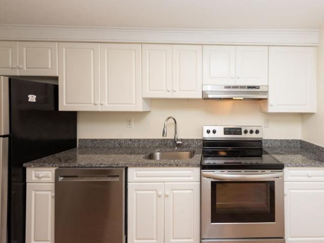 Lakewood Apartments Studio Apartment for Rent at 1199 Whitney Ave, Hamden, CT 06517
