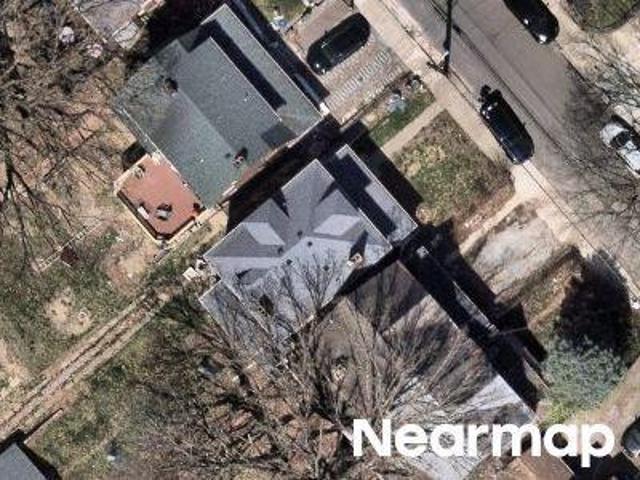 Lakewood Ave