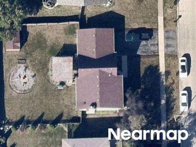 Lakewood Dr