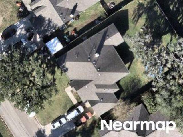 Lakewood Dr