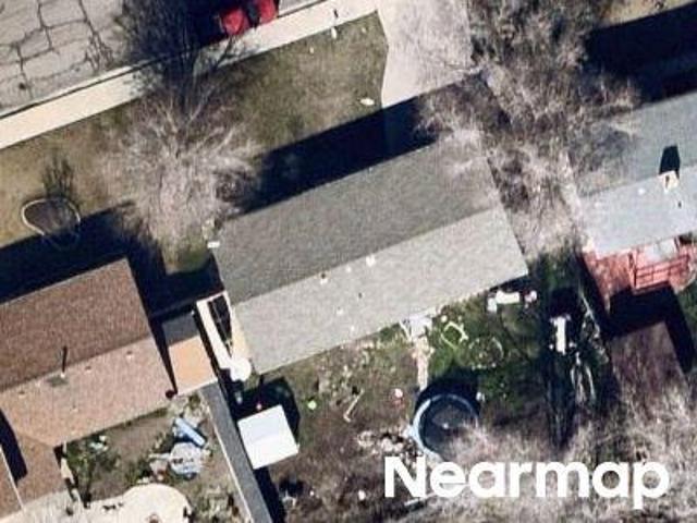 Lakewood Dr