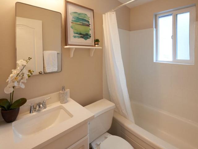 Lakewood Manor 1 Bedroom Apartment for Rent at 2190 Lake St, Salt Lake City, UT 84106 Sugar House