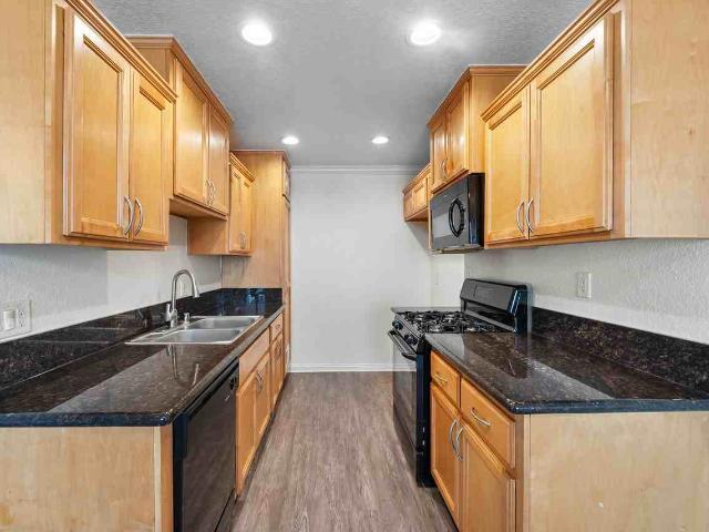 Lakewood Manor Apartment Homes 1 Bedroom Apartment for Rent at 4907 1/4 Hayter Ave, Lakewood, CA 90712 Lakewood Mutual