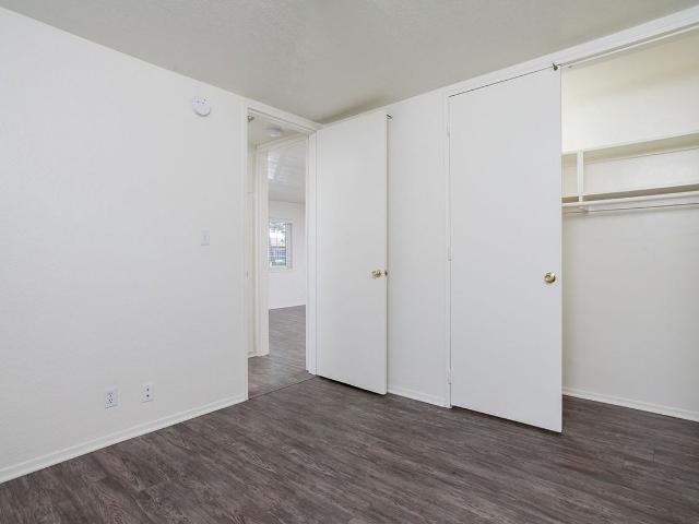 Lakewood Manor Apartment Homes 2 Bedroom Apartment for Rent at 4907 1/4 Hayter Ave, Lakewood, CA 90712 Lakewood Mutual