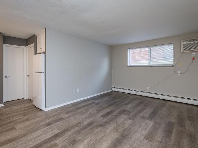 Lakewood Pointe 2 Bedroom Apartment for Rent at 13509 Detroit Ave, Lakewood, OH 44107 Lakewood