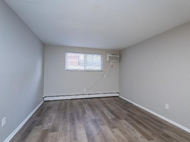 Lakewood Pointe 2 Bedroom Apartment for Rent at 13509 Detroit Ave, Lakewood, OH 44107 Lakewood