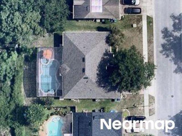 Lakewood Pointe Dr