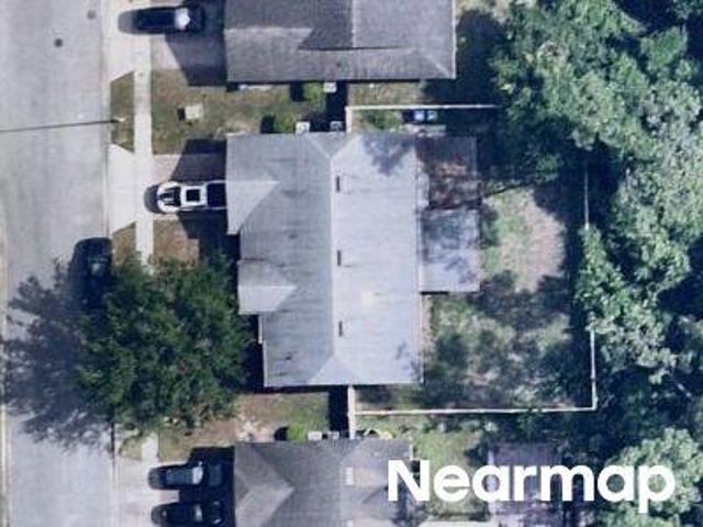 Lakewood Pointe Dr