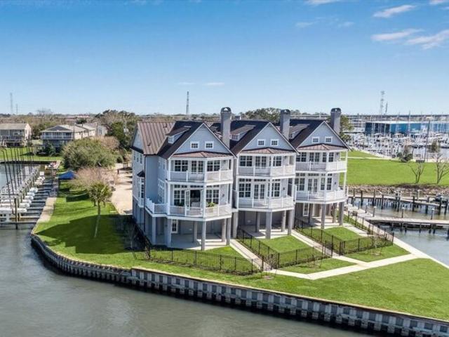 Lakewood Pointe Dr, Seabrook, Home For Sale